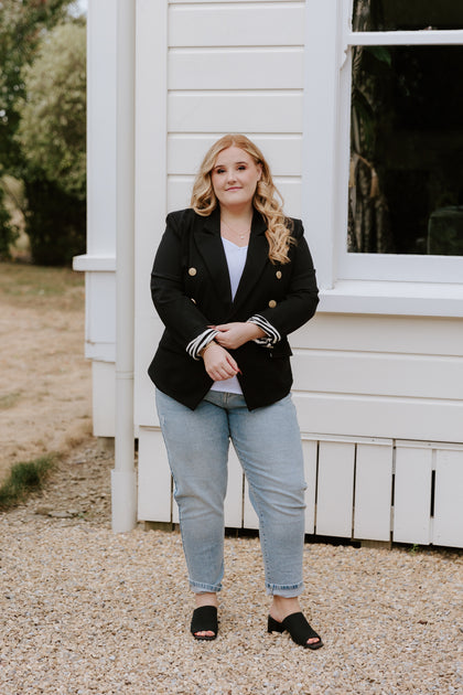 New Arrivals – Ruby & Rain